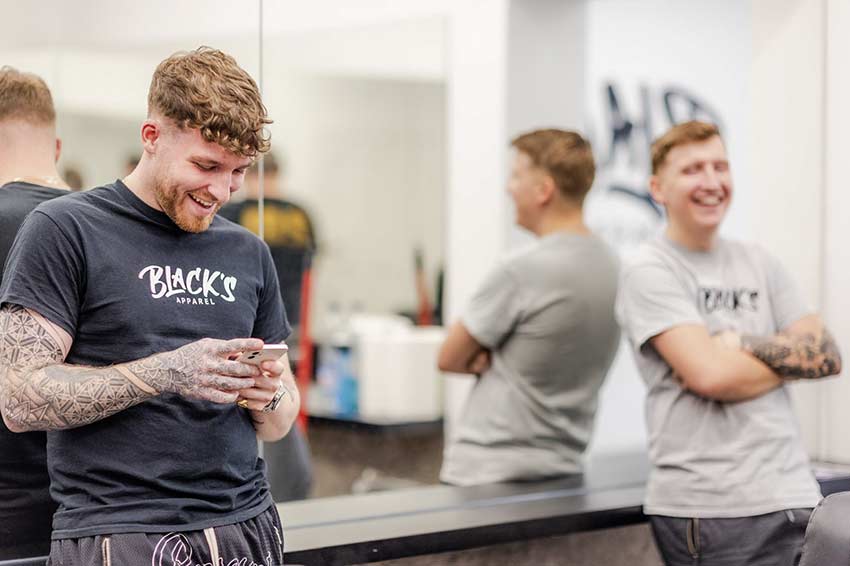 Barber jobs in Edinburgh - Black's Male Salon